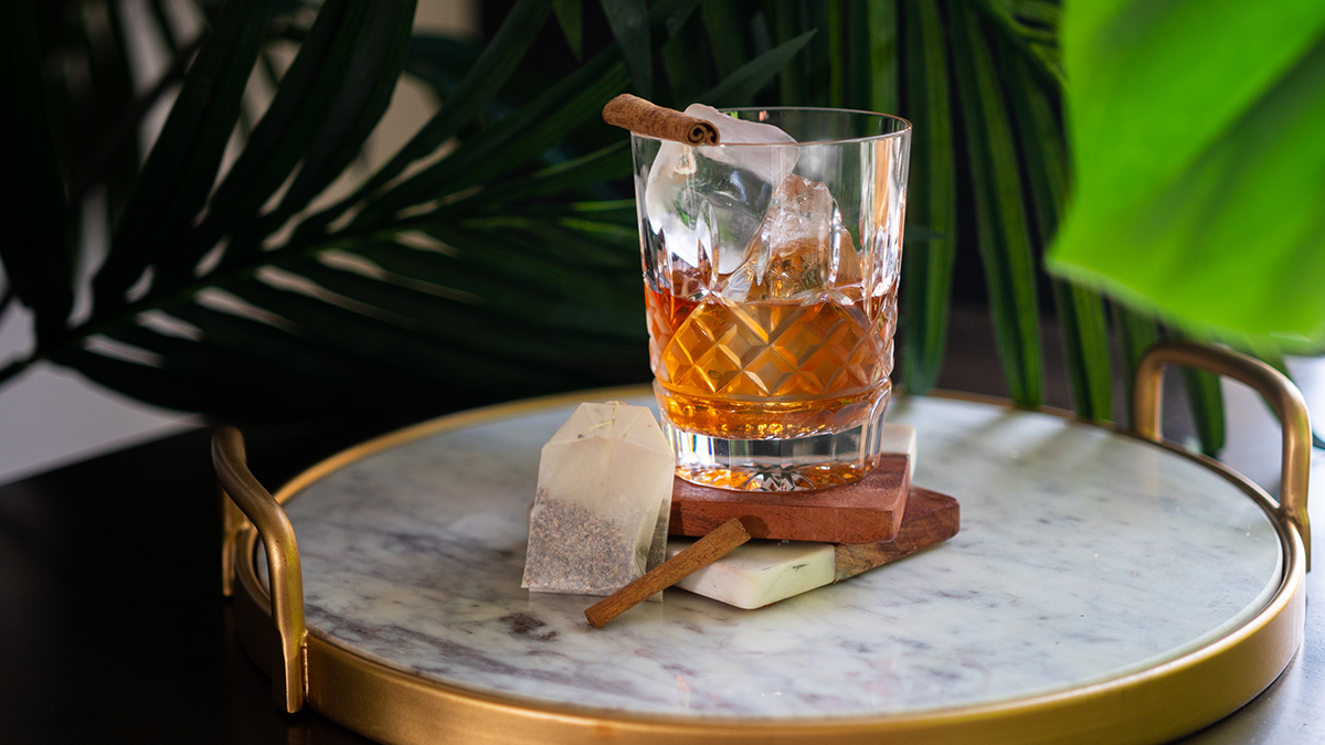 Chai Tea Makes This Classic Cocktail Perfect For The Season - The ...